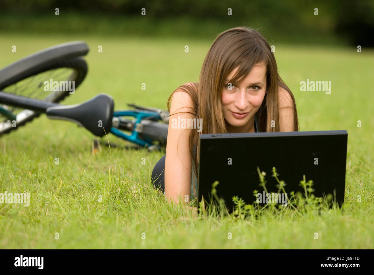 woman laptop notebook computers computer outdoor student facilitate ...