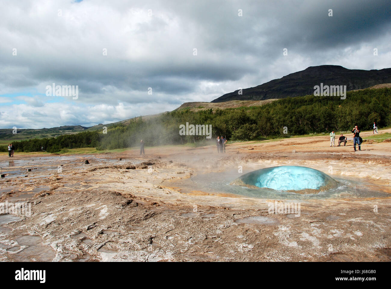 volcanoes iceland gusher geyser water hot volcanoes iceland gusher ...