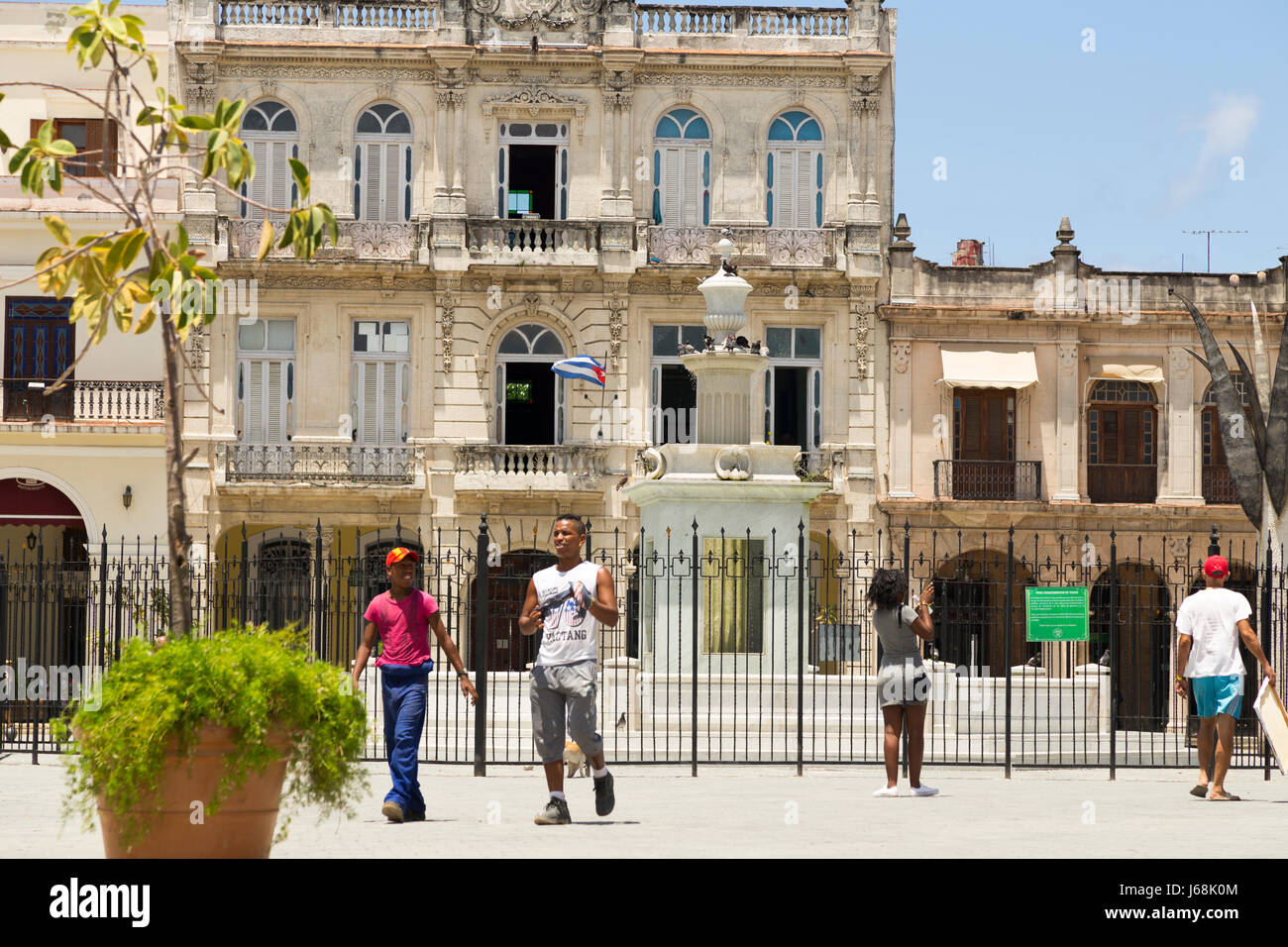 Buildings with cuban flag in Old Square (plaza vieja), Havana, Cuba ...
