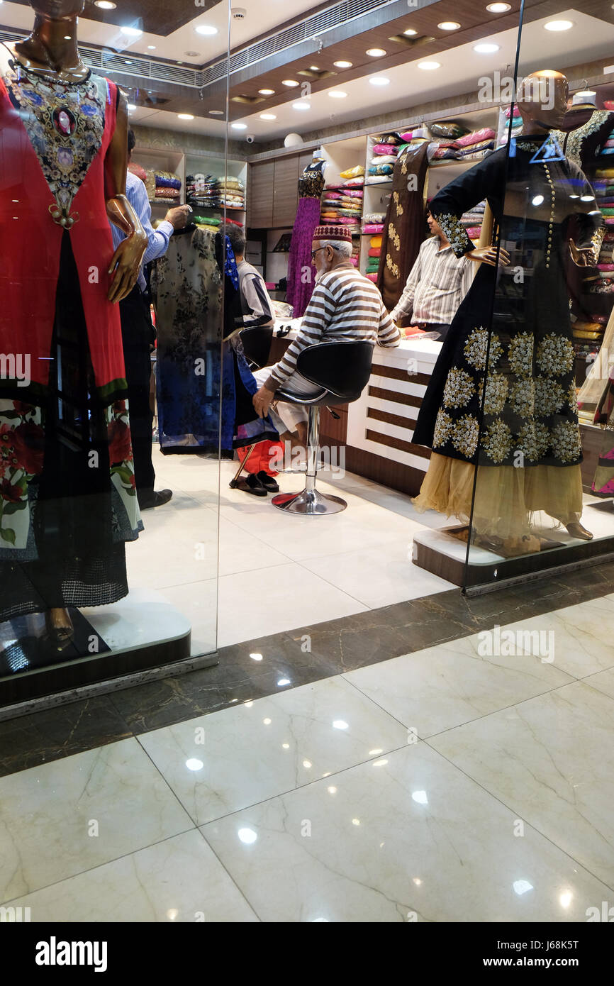 Traditional Indian garment shop in New Market area, Kolkata, India on ...