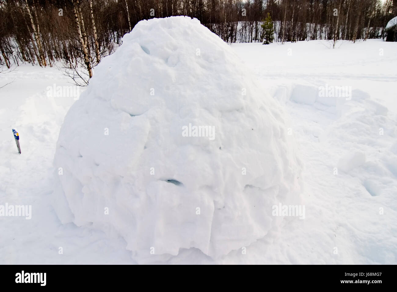 house building detail winter dome cold round about snow coke cocaine ...