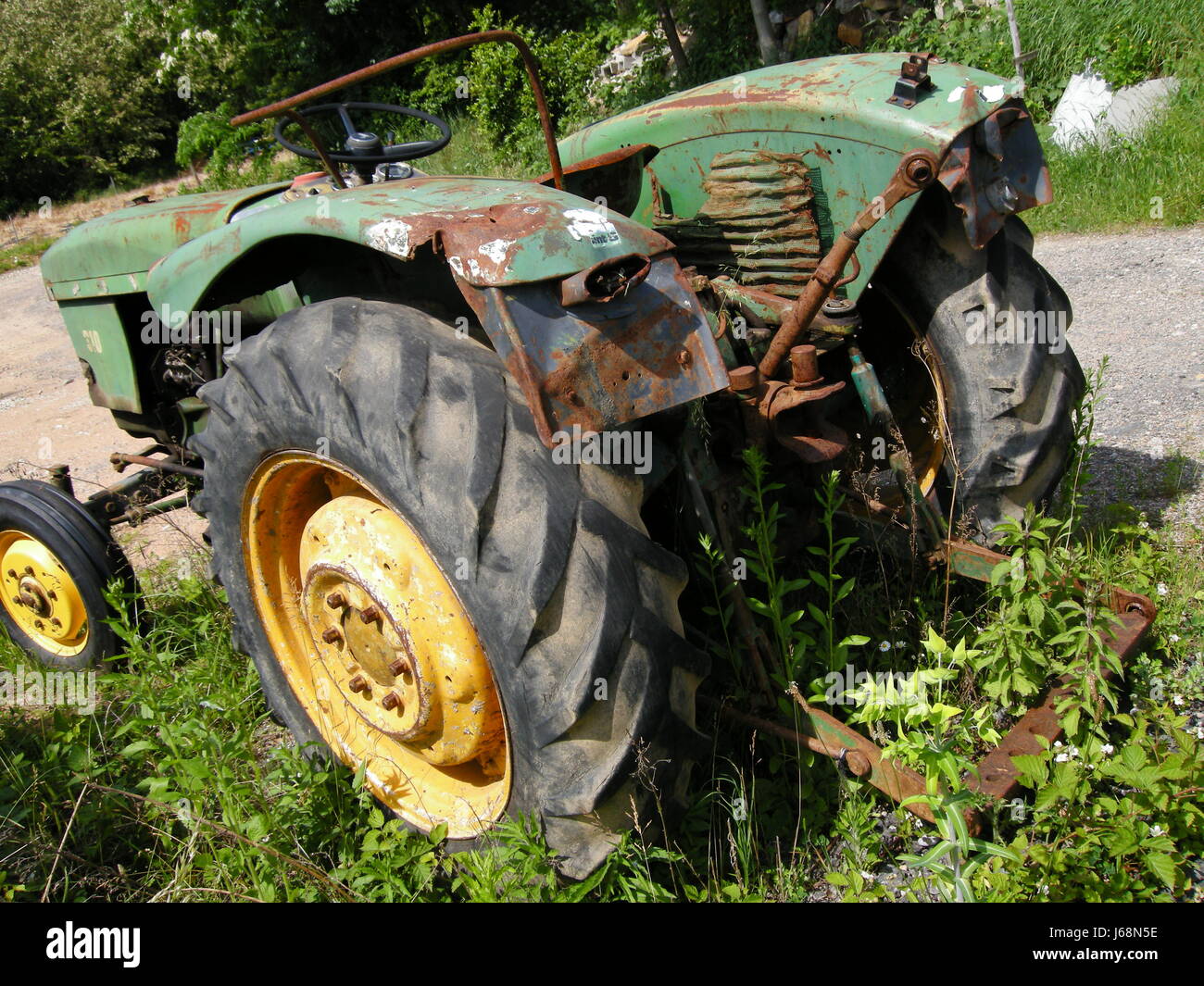 engine drive motor agriculture farming work factory tractor country ...