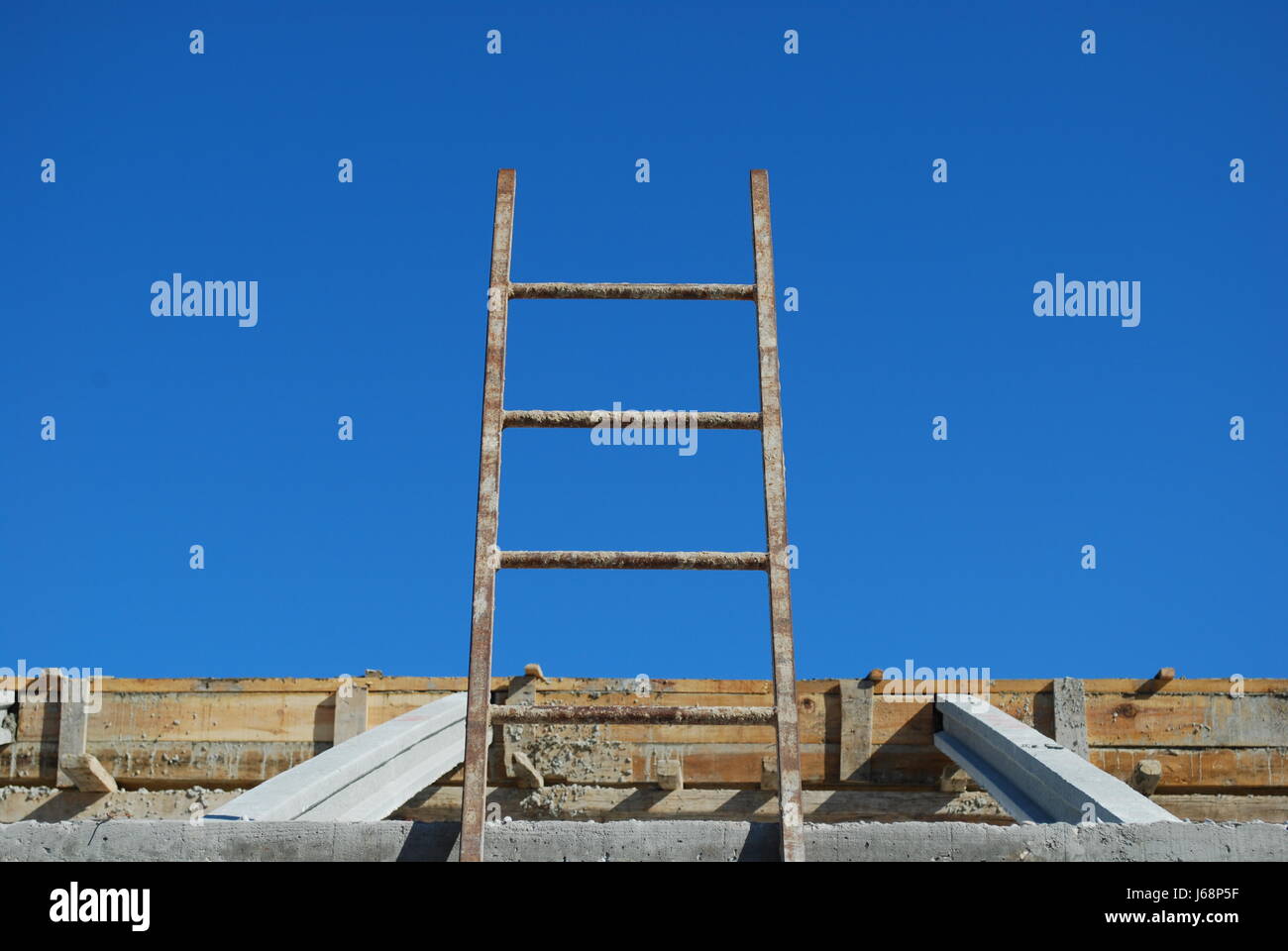 Concrete stair strength hi-res stock photography and images - Alamy