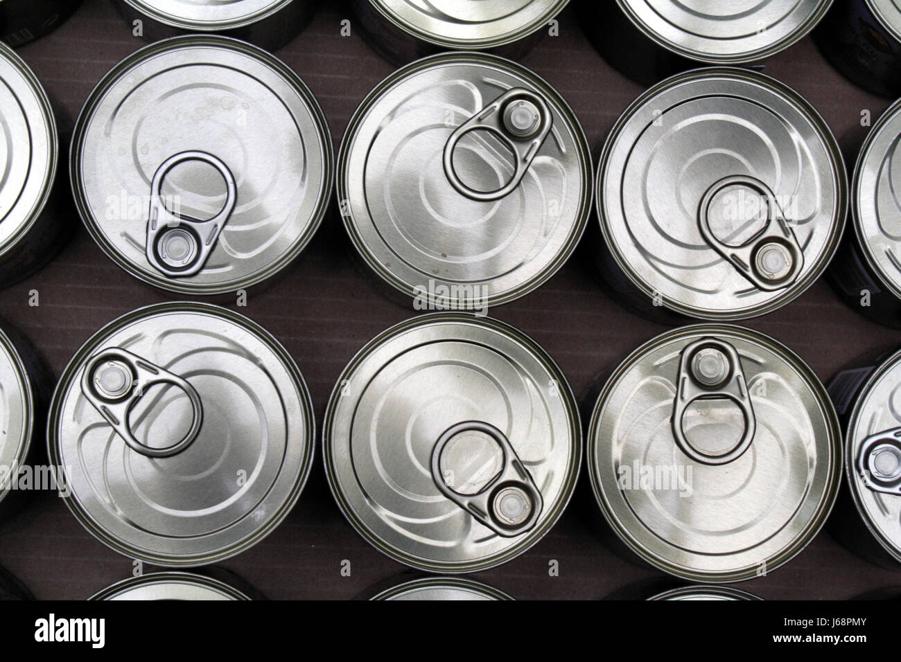 metal tin container containers food aliment round about metal holder ...