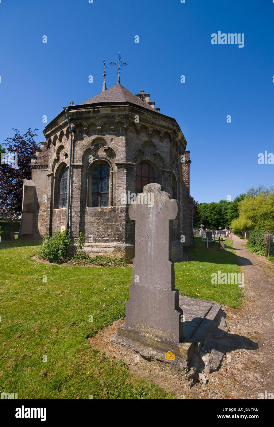 church cemetery tomb grave style of construction architecture ...