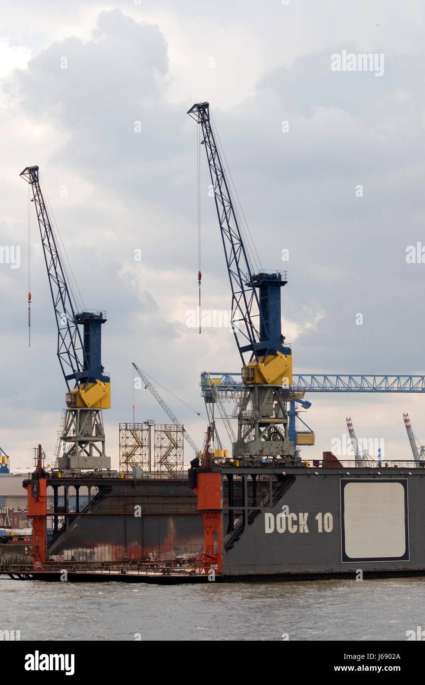 Dock number 10 hi-res stock photography and images - Alamy