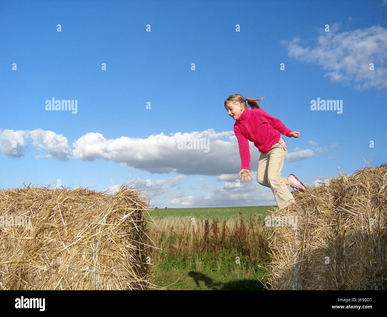 Long jump action hi-res stock photography and images - Alamy