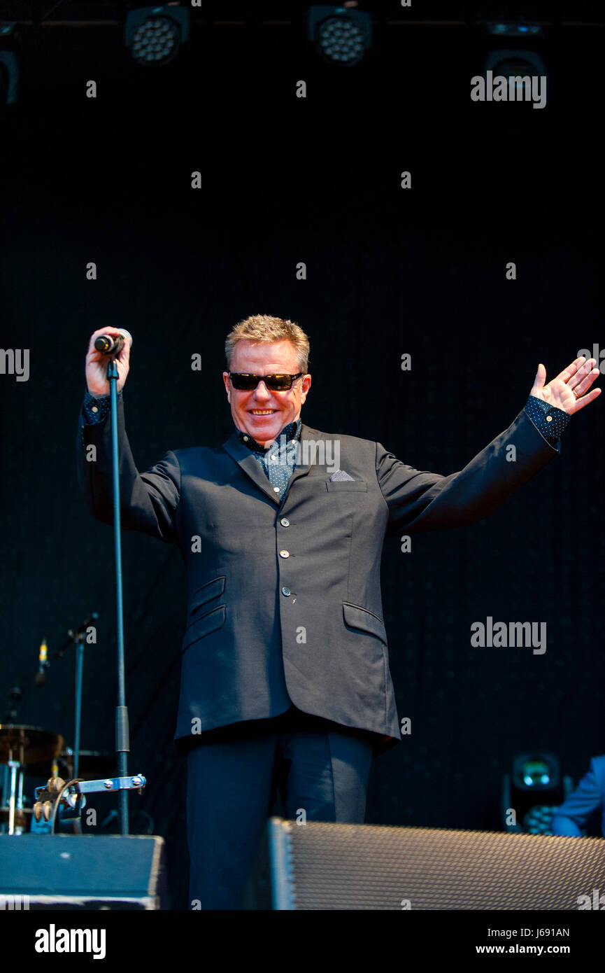 Madness band hi-res stock photography and images - Alamy
