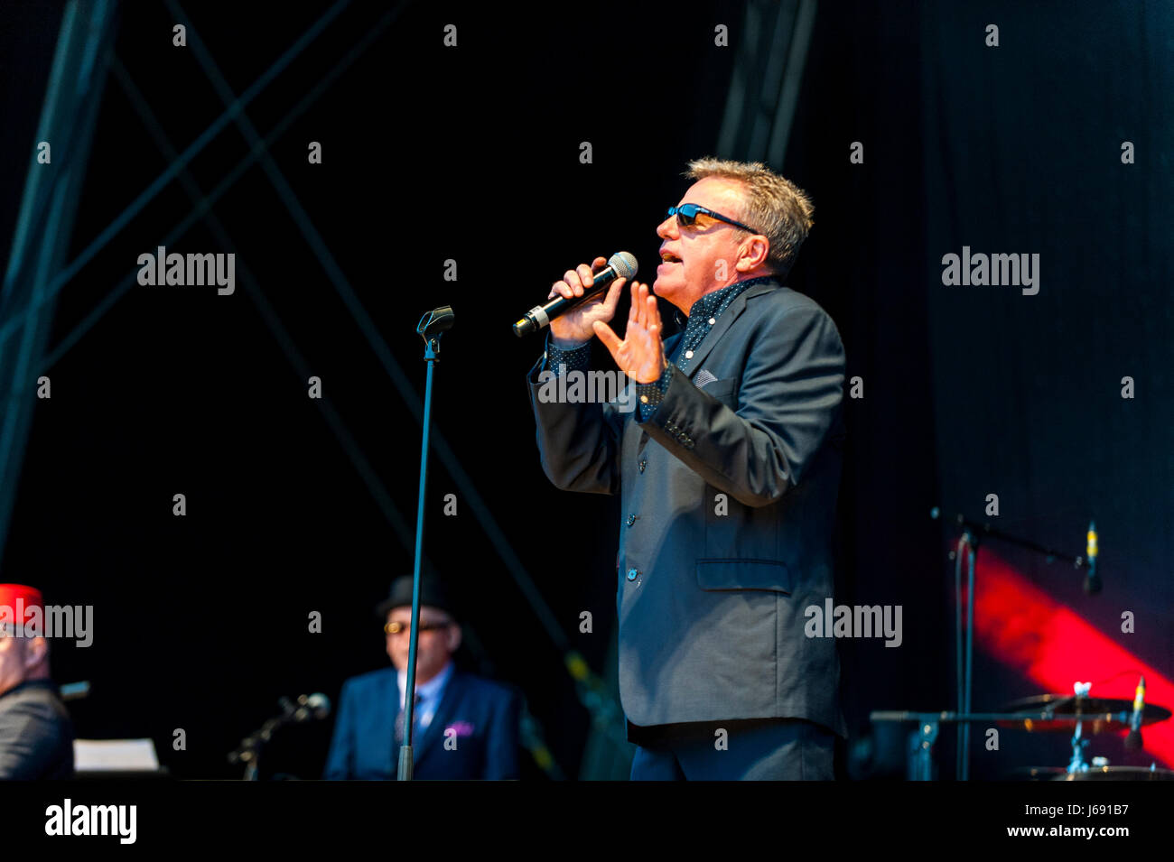 Madness band hi-res stock photography and images - Alamy