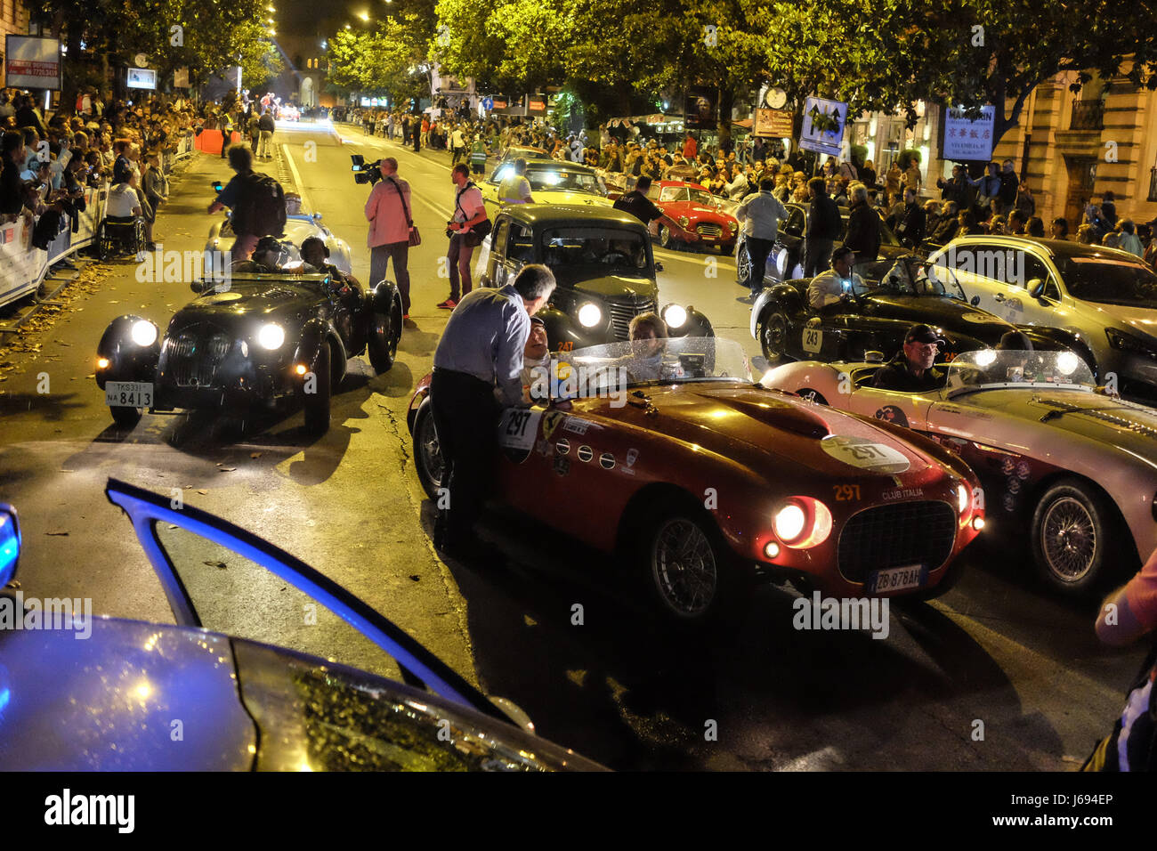 Mille miglia 2017 hi-res stock photography and images - Alamy