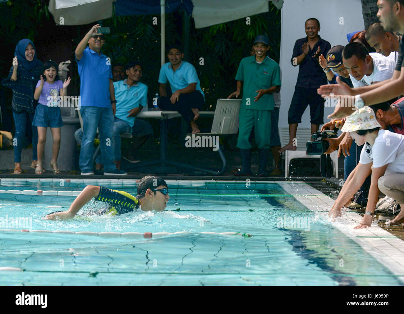 Swimming finish line hi-res stock photography and images - Alamy