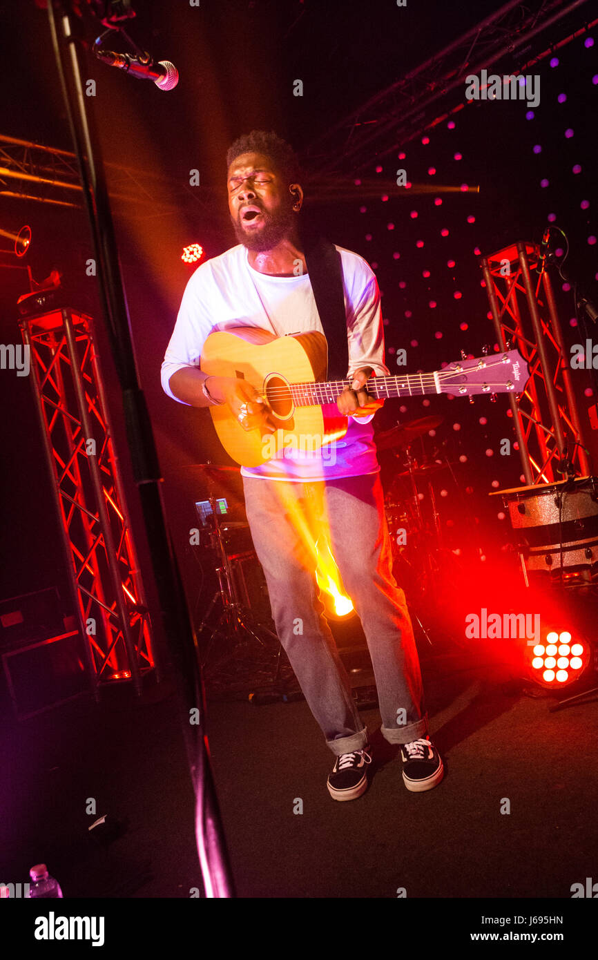 Jake isaac singer hi-res stock photography and images - Alamy