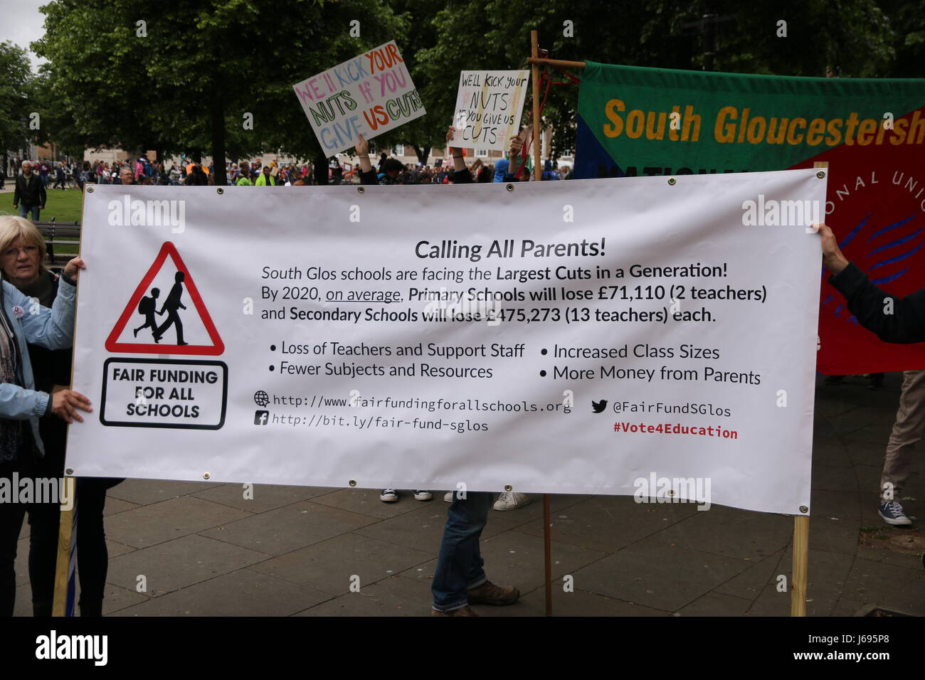 School children protesting hi-res stock photography and images - Alamy