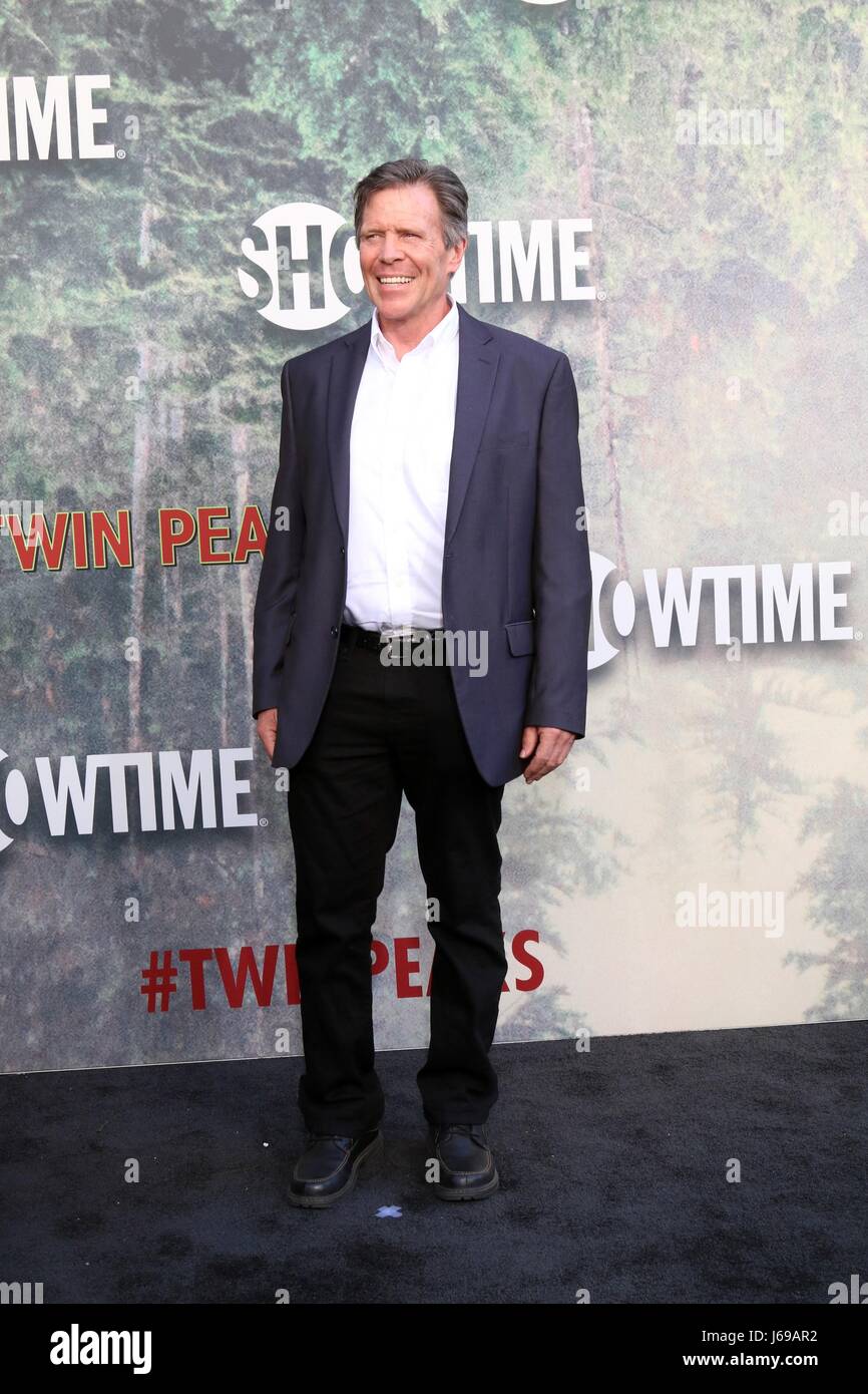 Los Angeles, CA, USA. 19th May, 2017. Grant Goodeve at arrivals for ...