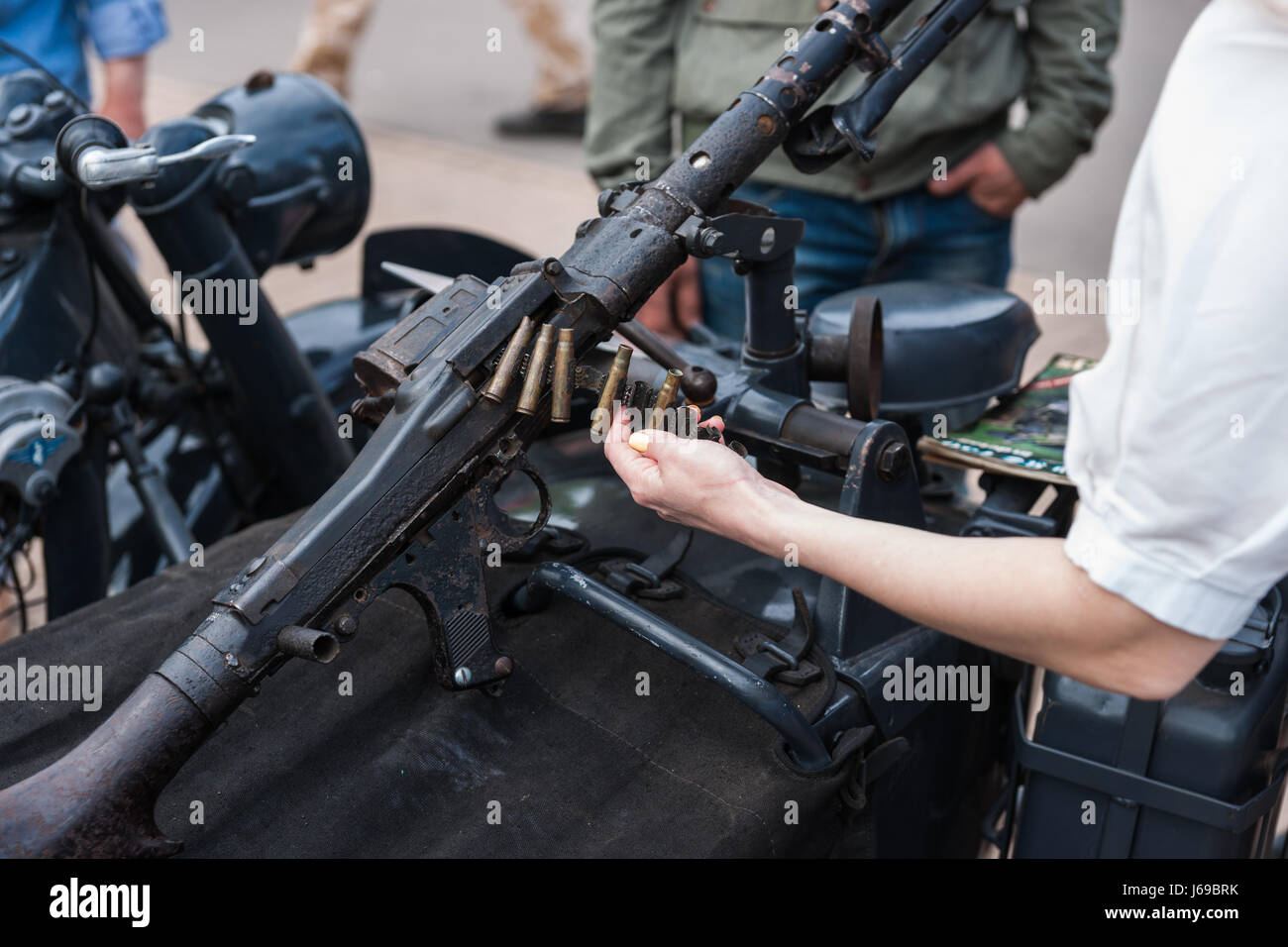 Car mounted machine gun hi-res stock photography and images - Alamy