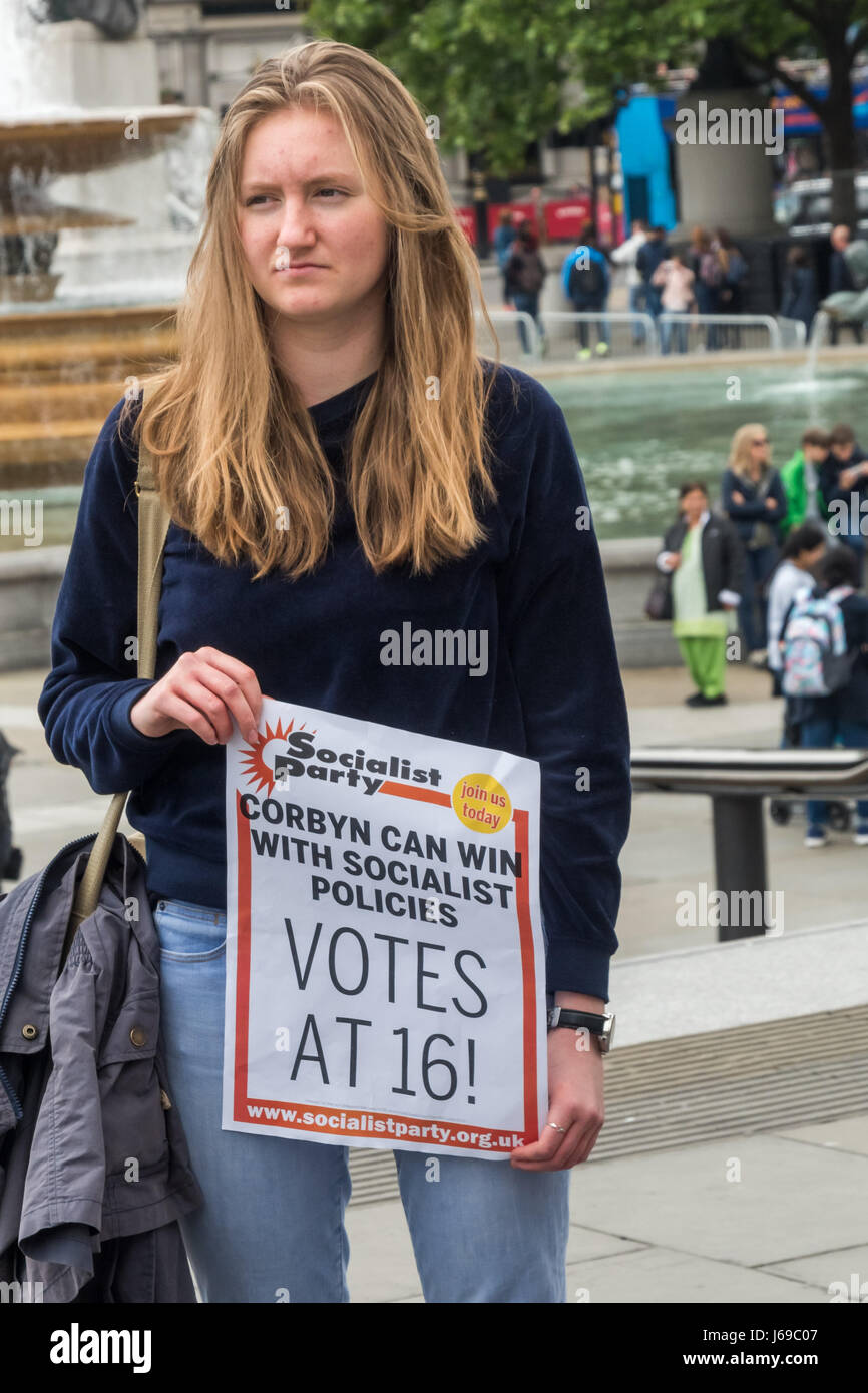 16 year old voting hi-res stock photography and images - Alamy