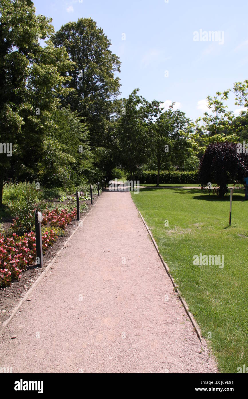park garden parkway monastery gardens convent tree trees park garden ...