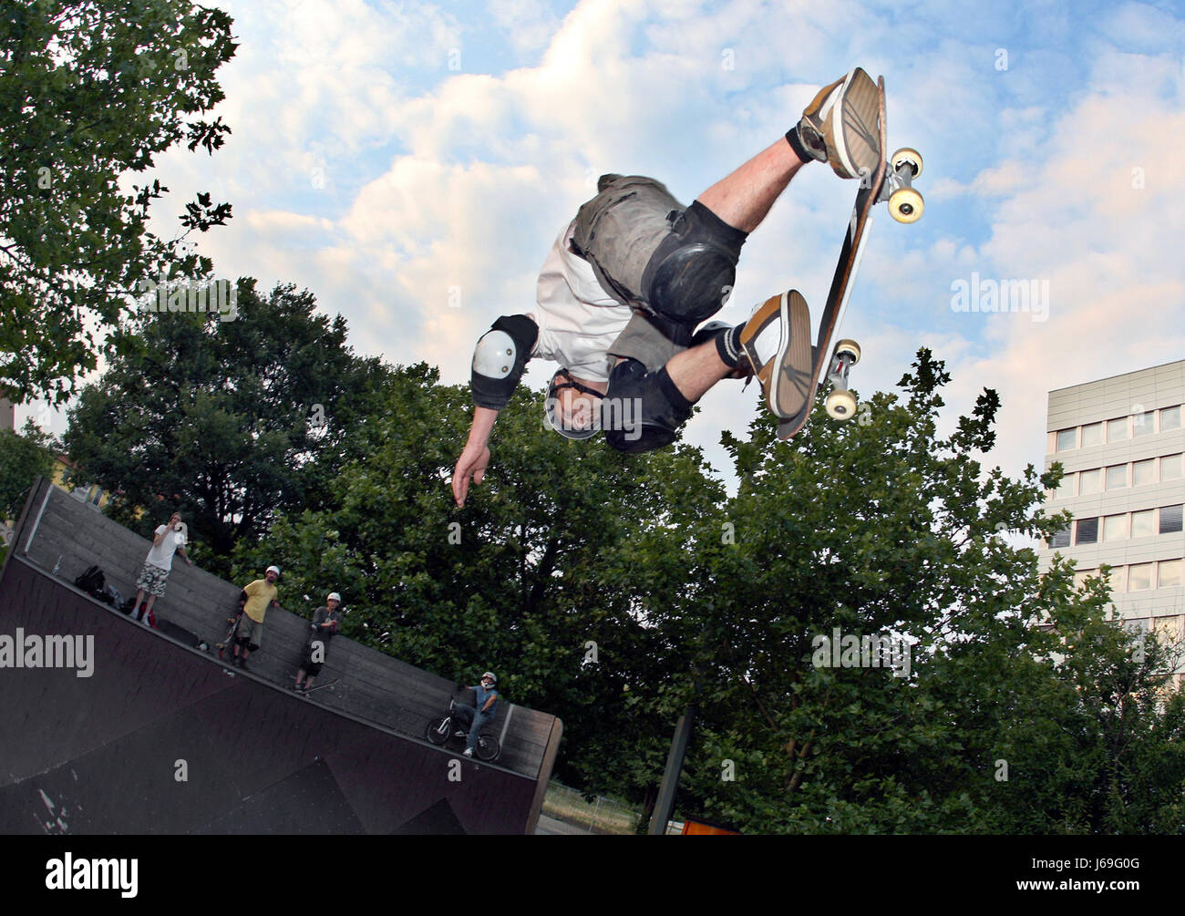 Vert Skateboarding Stock Photos & Vert Skateboarding Stock Images - Alamy