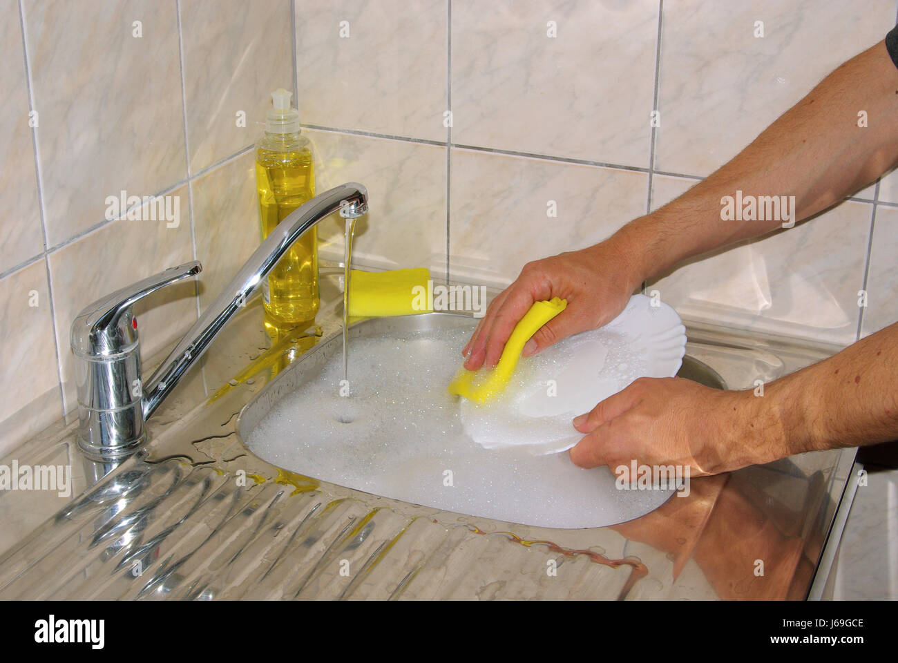 hand wash washing roll sink unit sink rinse clean spool harness hand ...