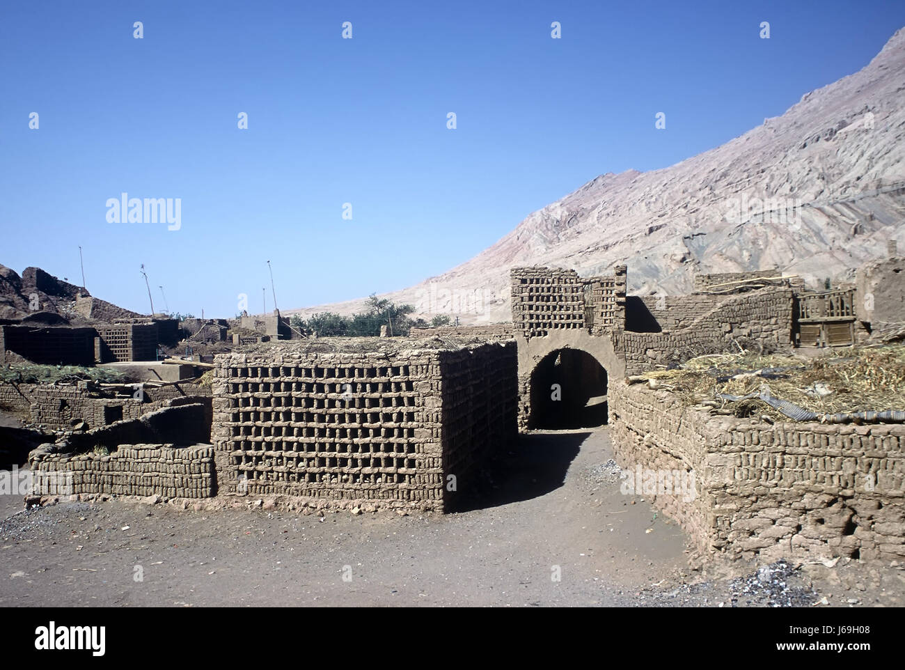 Community buildings building hi-res stock photography and images - Alamy