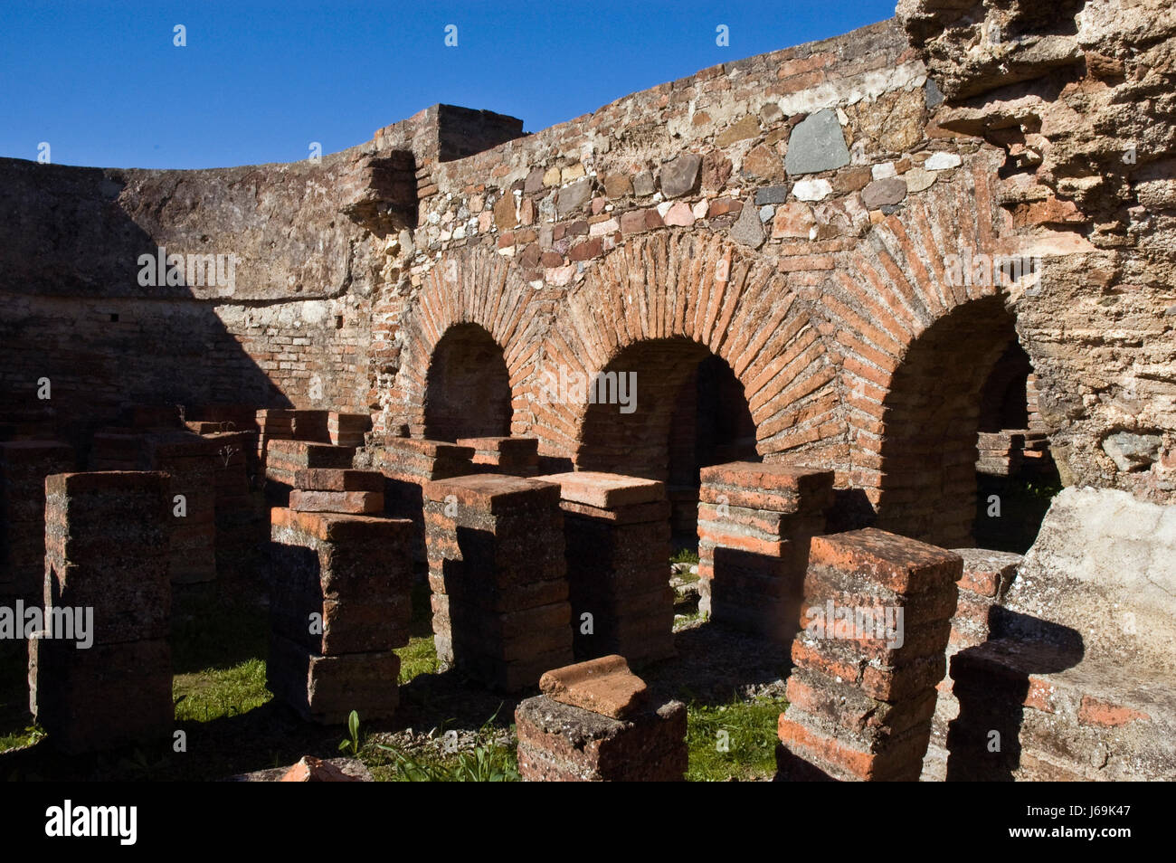 monument arch ruin portugal brick roman ancient historical monument ...