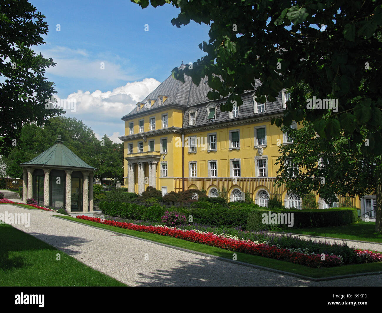 risk insurance munich style of construction architecture architectural ...