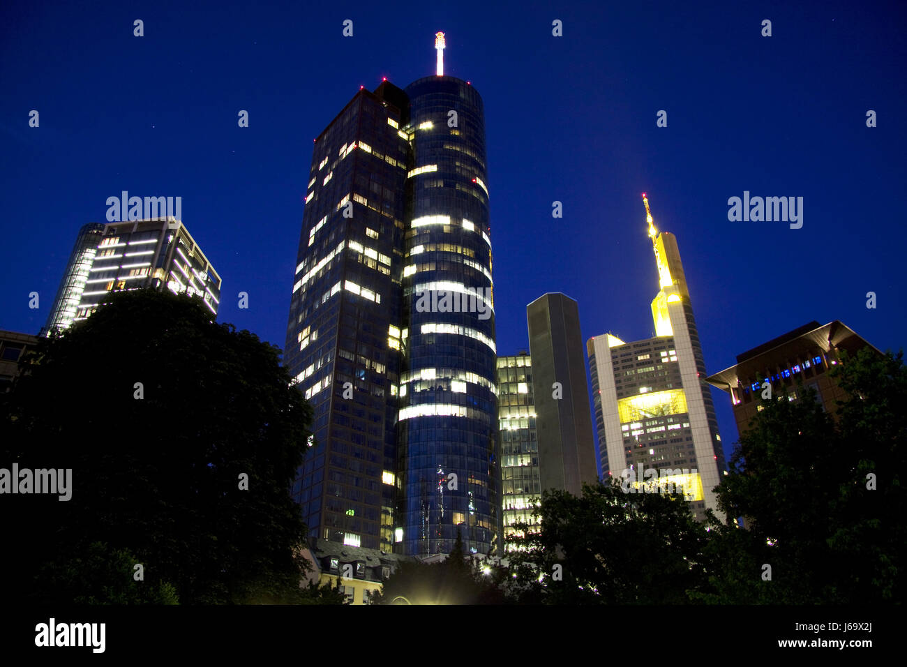 park night nighttime skyline reflections colors colours blue tower ...
