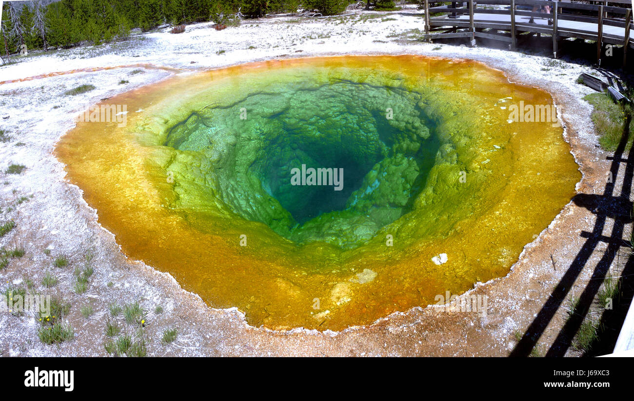 morning glory pool Stock Photo - Alamy