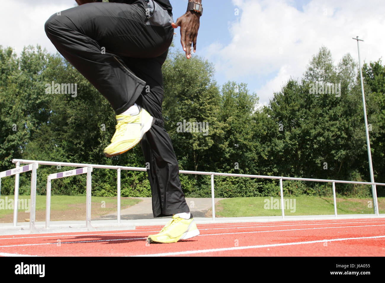 100m sprinter hi-res stock photography and images - Alamy