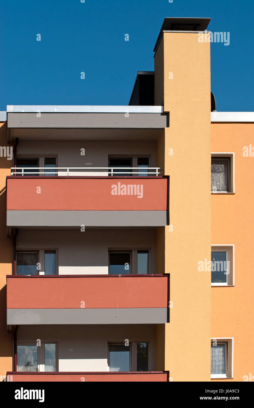 Multi tenant buildings hi-res stock photography and images - Alamy