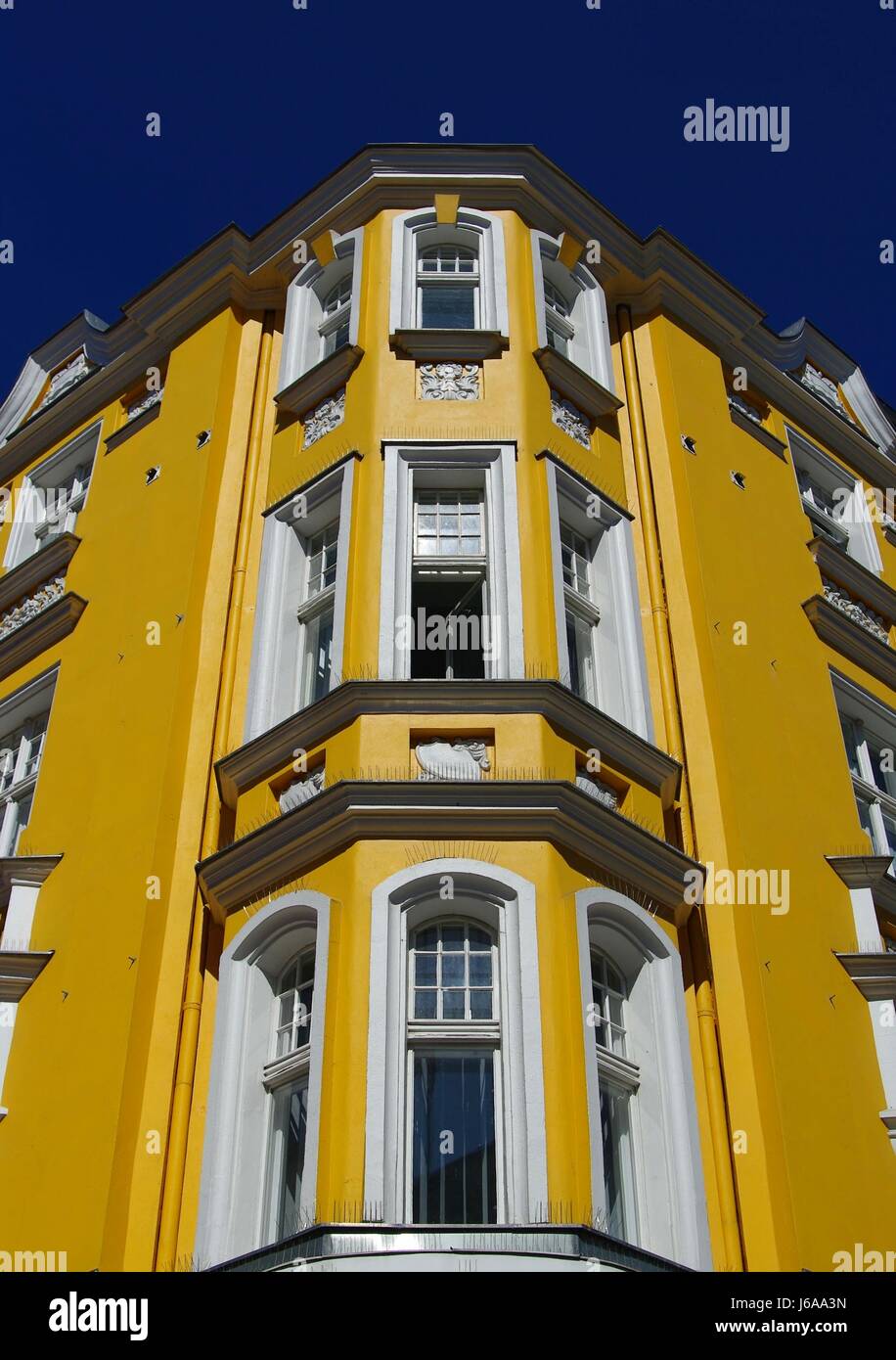 house building berlin facade style of construction architecture ...