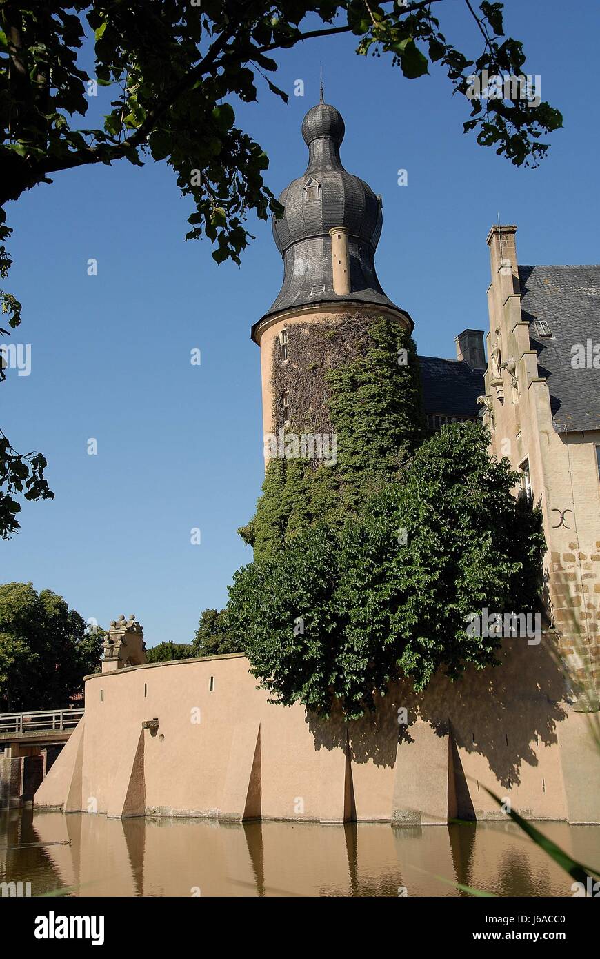 tower chateau castle tower towers stonewall castle-moat water chateau ...