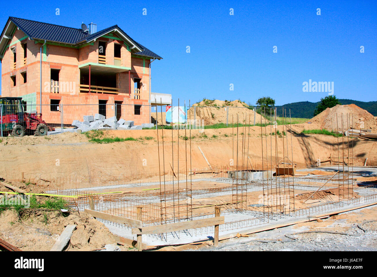 house building home dwelling house residential building building ...