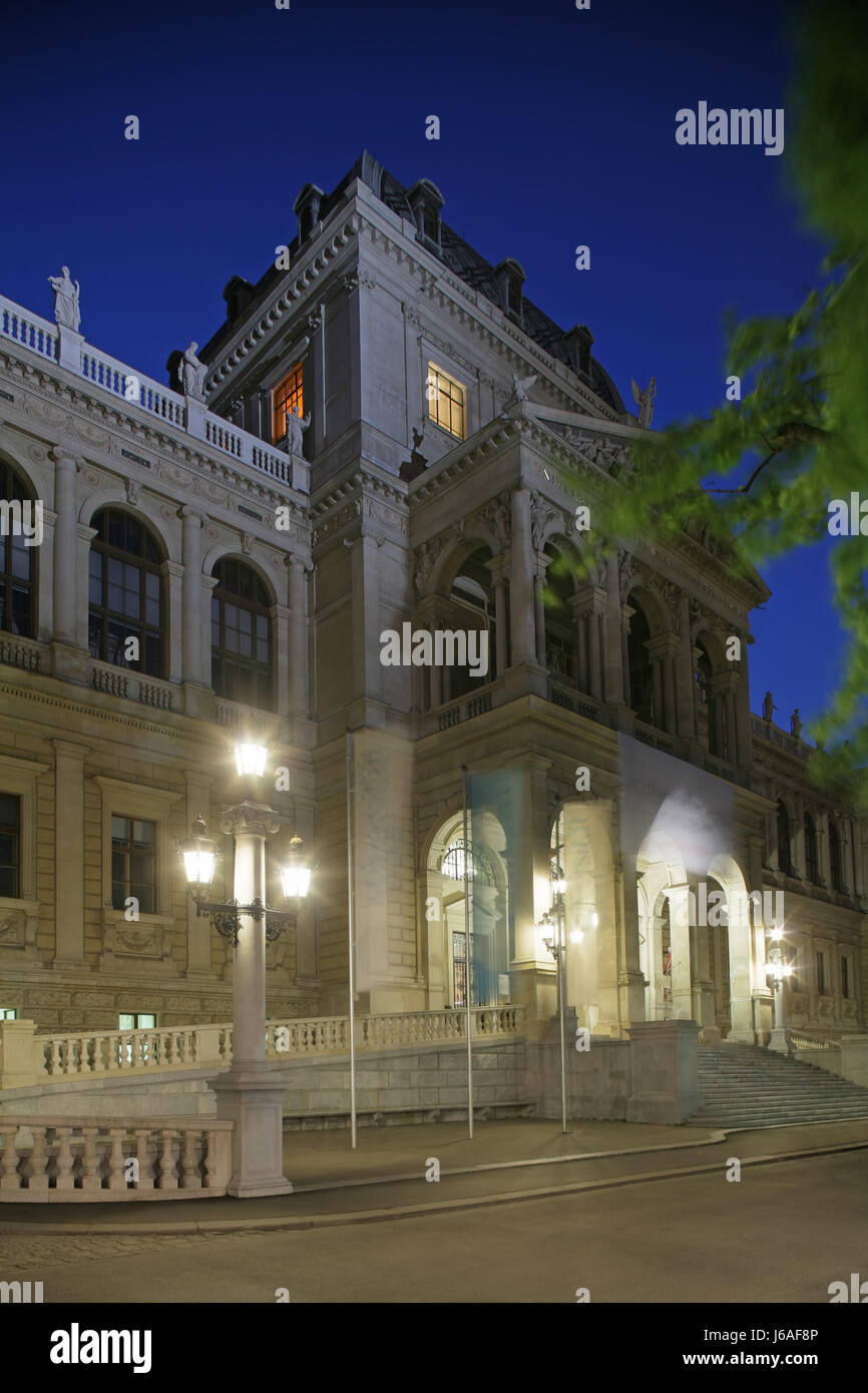vienna at night vienna university Stock Photo - Alamy