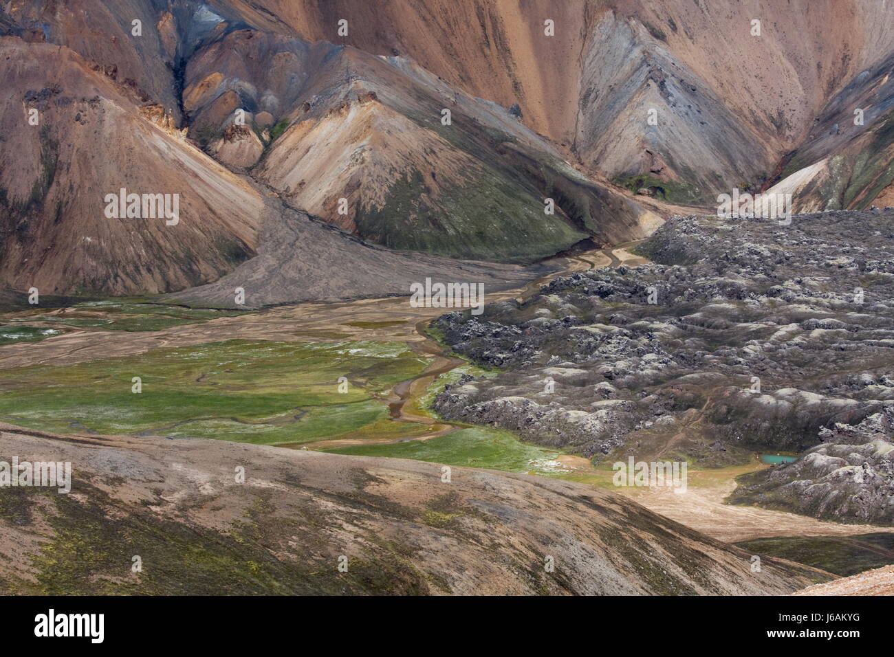 iceland mountains coloured colourful gorgeous multifarious richly ...