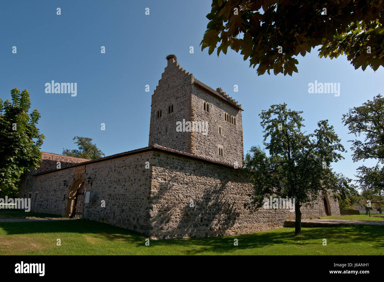Frontier castle hi-res stock photography and images - Alamy