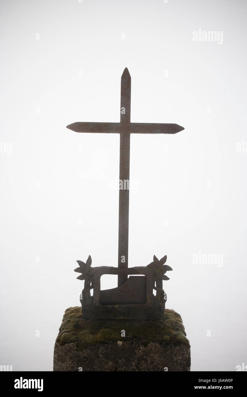cross in the fog Stock Photo - Alamy