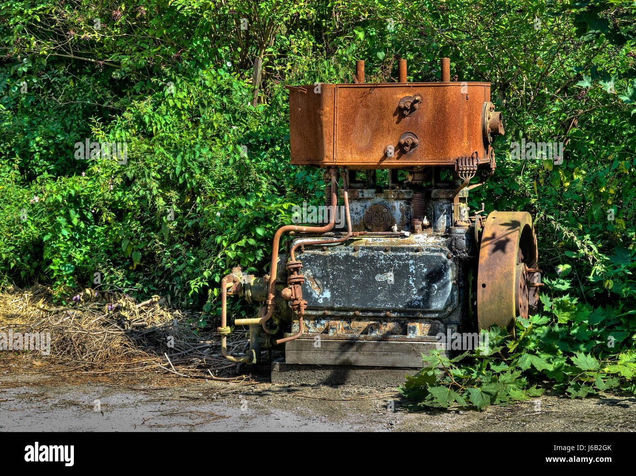 engine drive motor ailing disused rust scrap weatherworn aggregate old ...