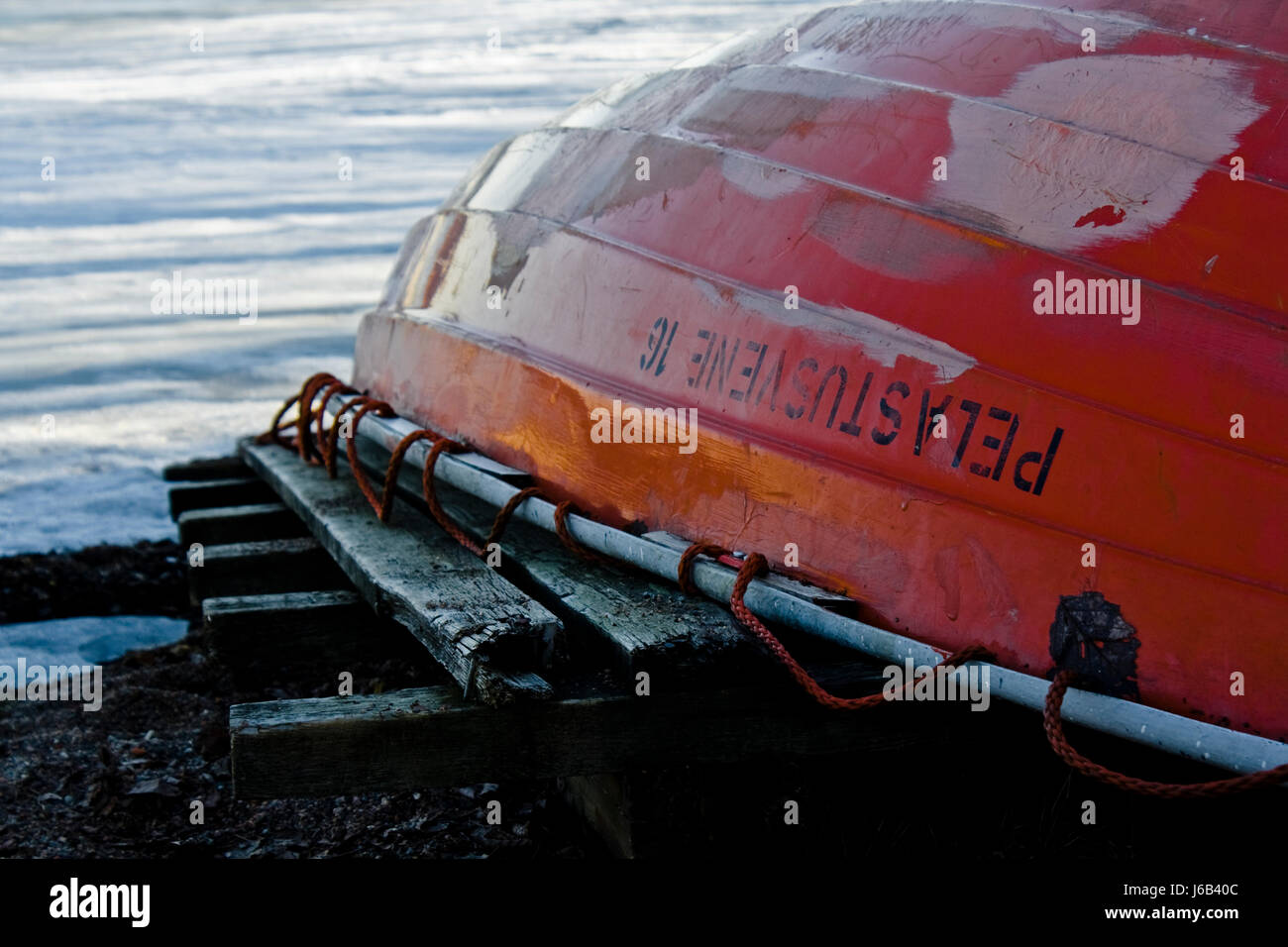 relaxation rowing boat row facilitate ease resting relax recover ...