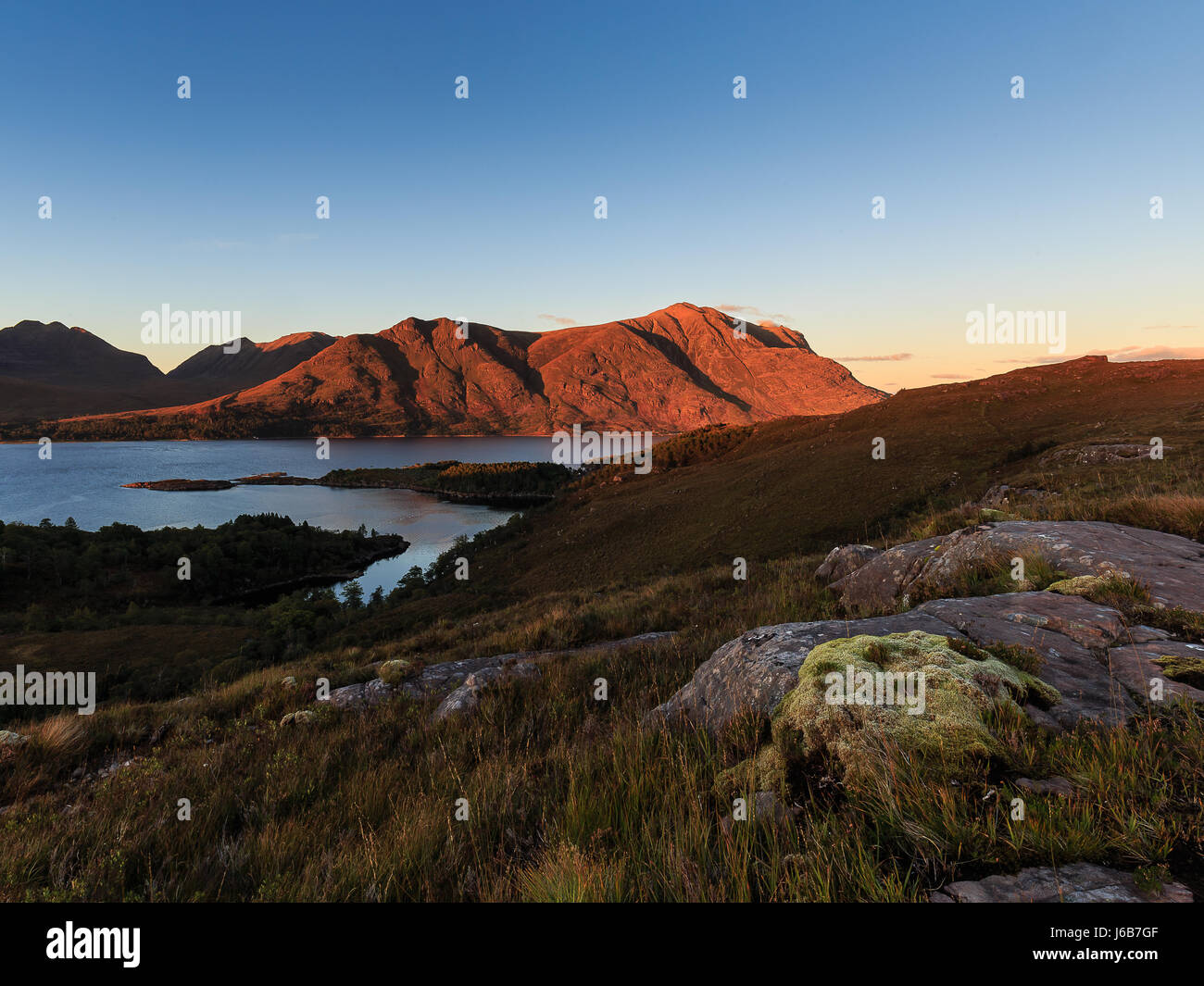 , loch torridon, northwest highlands hi-res stock photography and ...