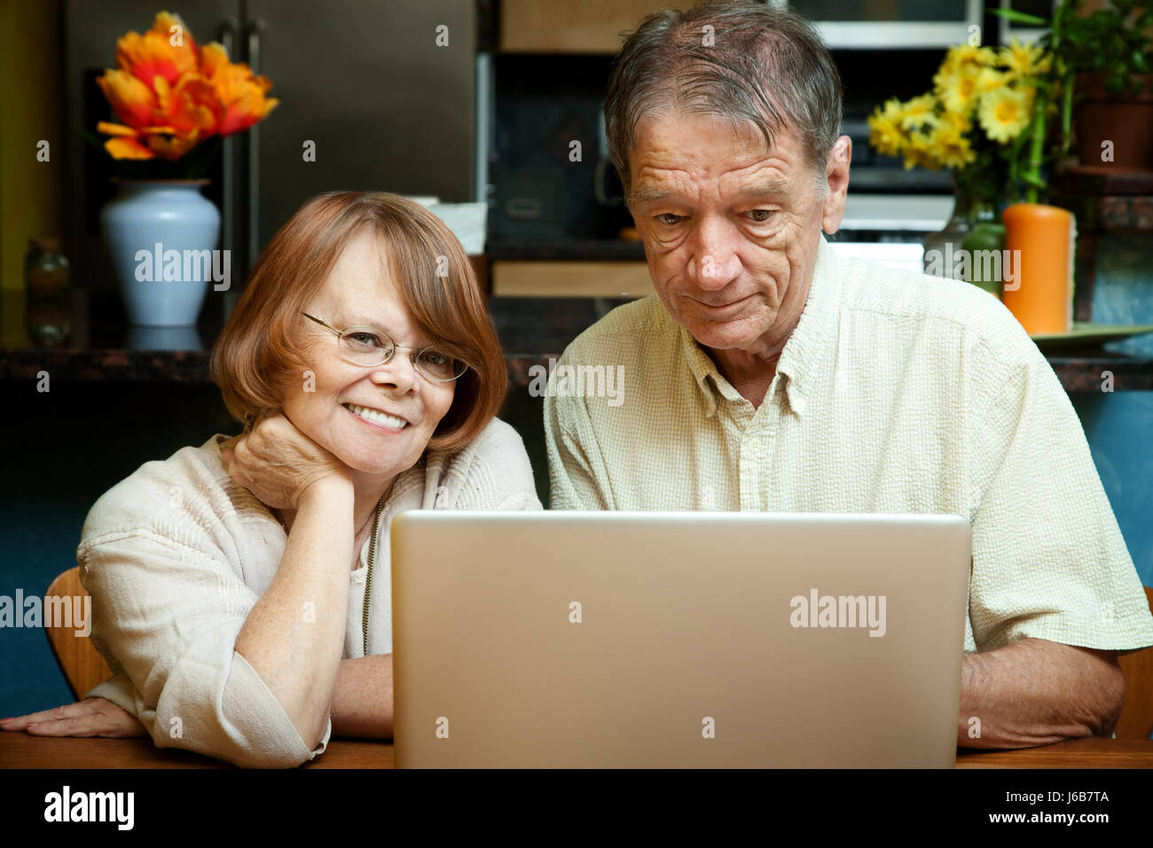 laptop notebook computers computer laugh laughs laughing twit giggle ...