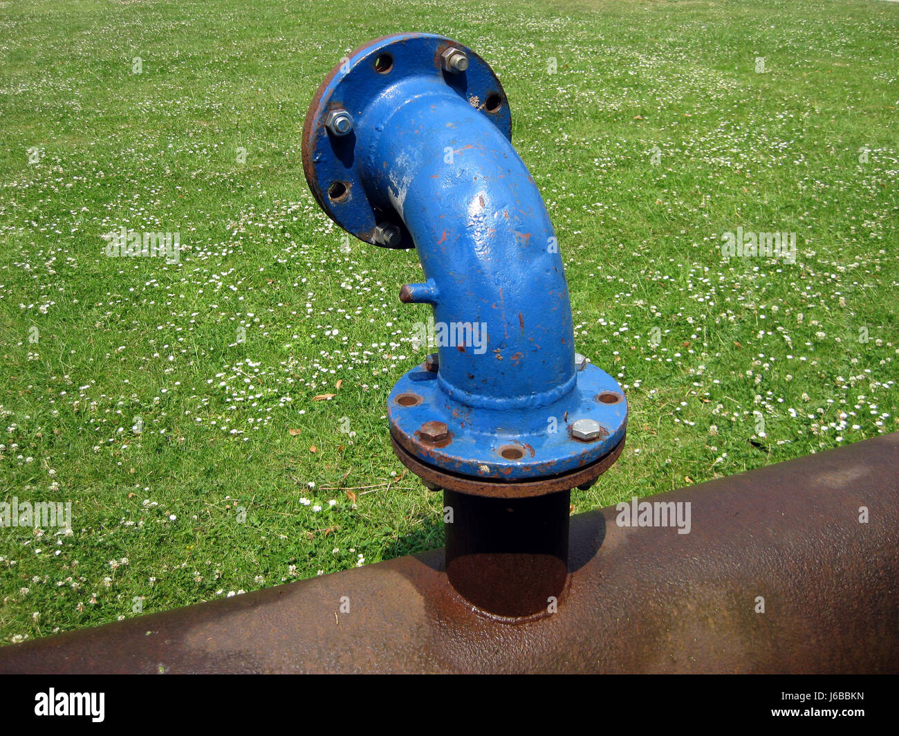 Blue flange hi-res stock photography and images - Alamy