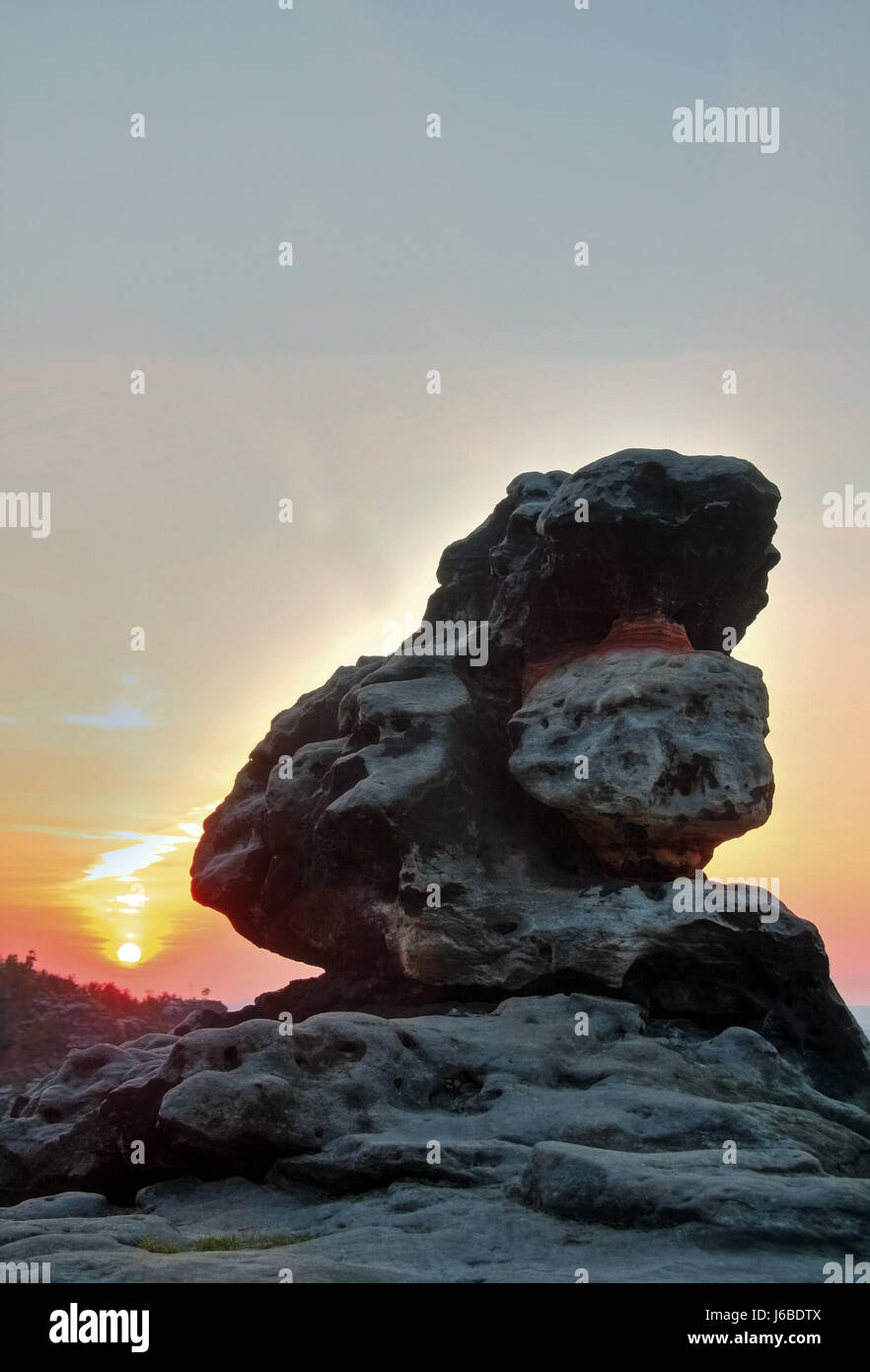 mountains stone sunset summit evening sunlight rock climax peak big ...