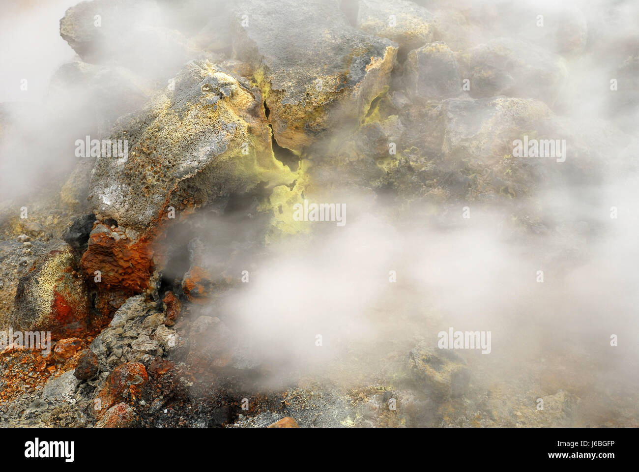steam iceland vulcan volcano steam iceland volcanism stink smell to ...