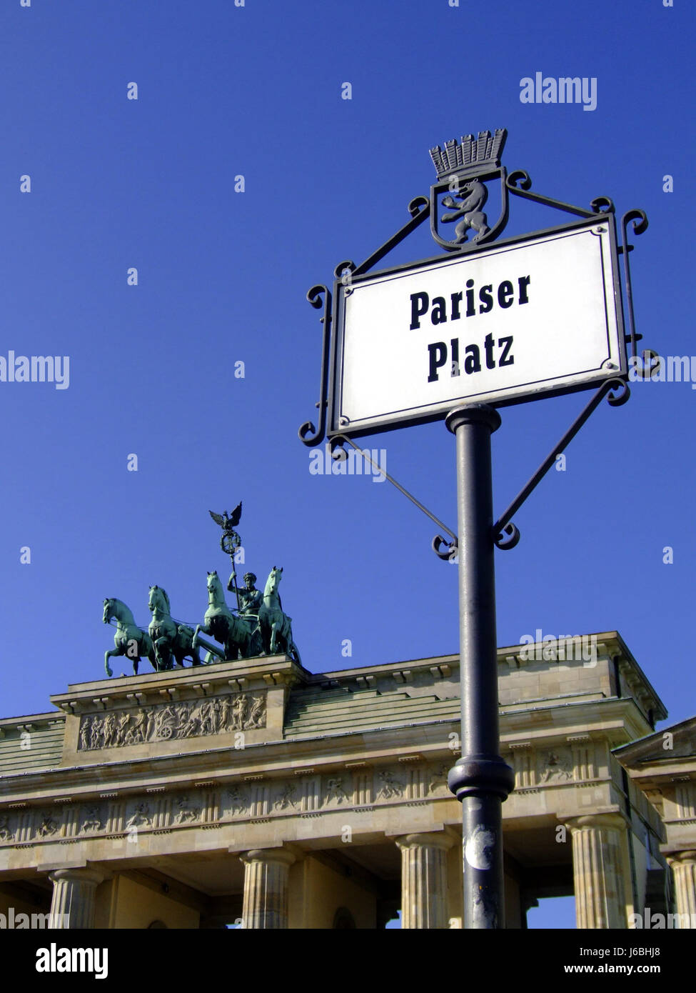 brandenburg gate on pariser platz,germany,berlin Stock Photo - Alamy
