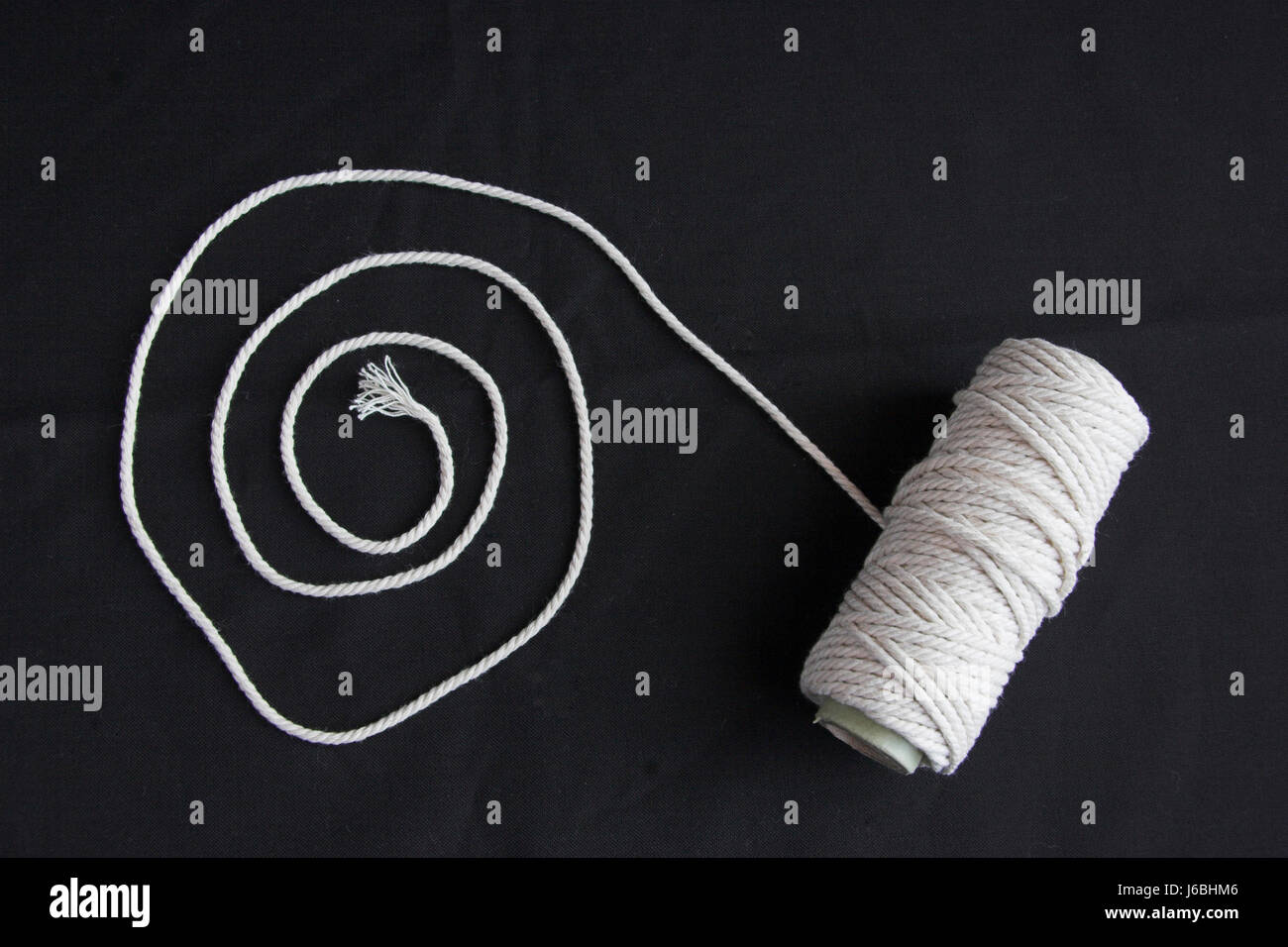 tool roll chord rope tightrope wire rope ball tie present macro close ...