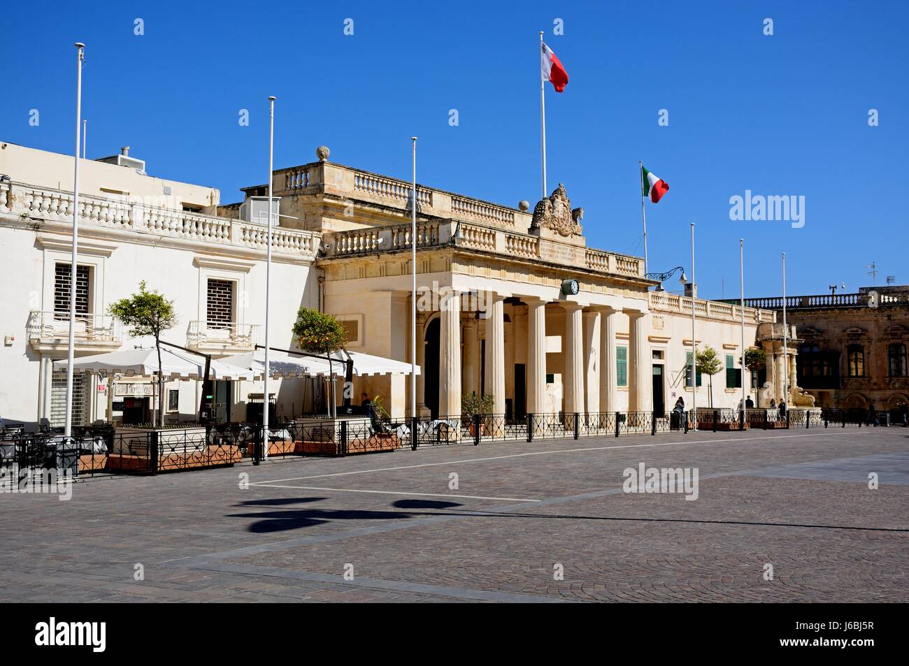 Building with st georges flags hi-res stock photography and images - Alamy