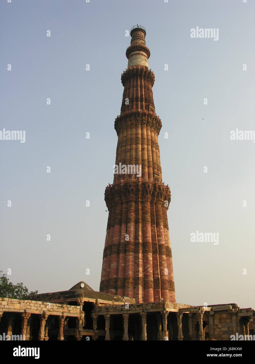 qutub minar 1 Stock Photo - Alamy