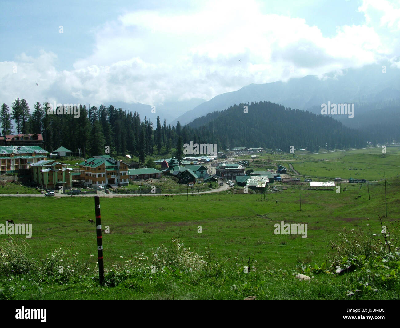 Gulmarg Tourism And Travel, Summer beauty of Gulmarg, Places to visit ...