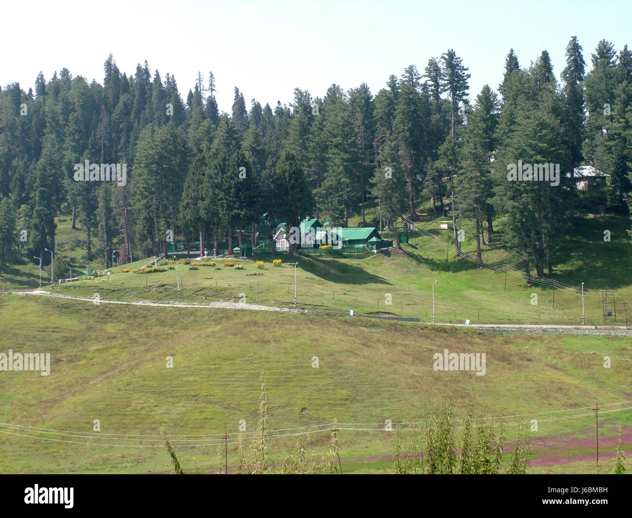 Gulmarg Tourism And Travel, Summer beauty of Gulmarg, Places to visit ...